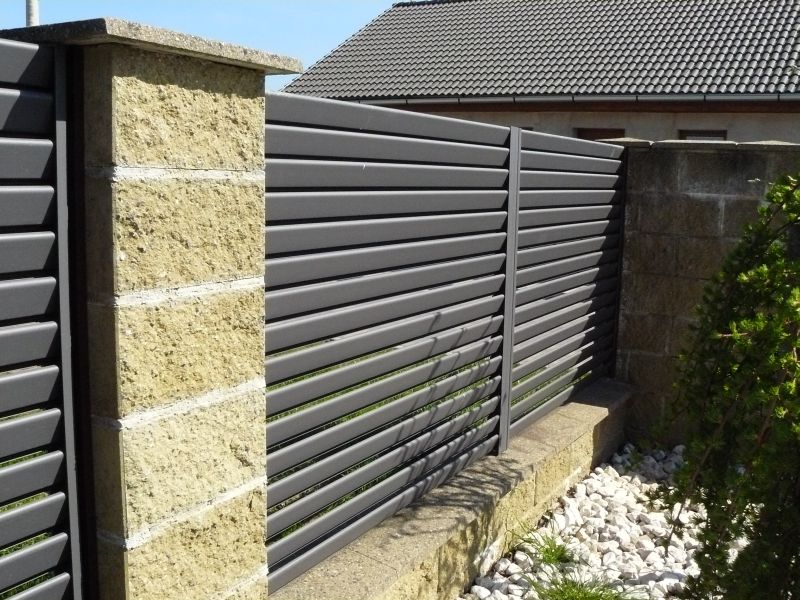 j-v / Okenicové ploty